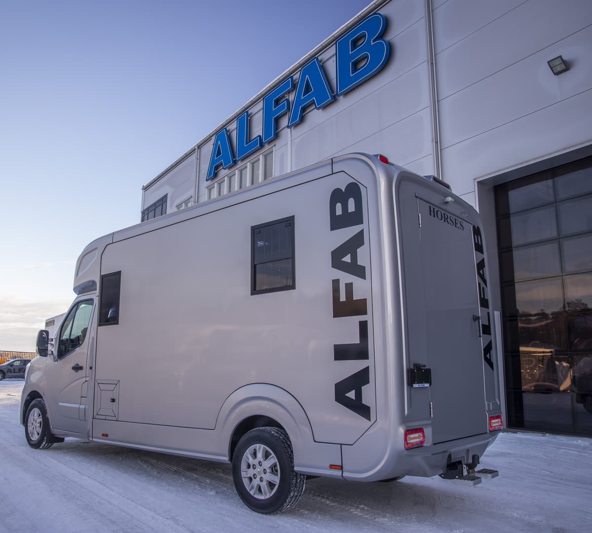 Alfab ALFAB EVO 5-sits stuterimodell hästlastbil