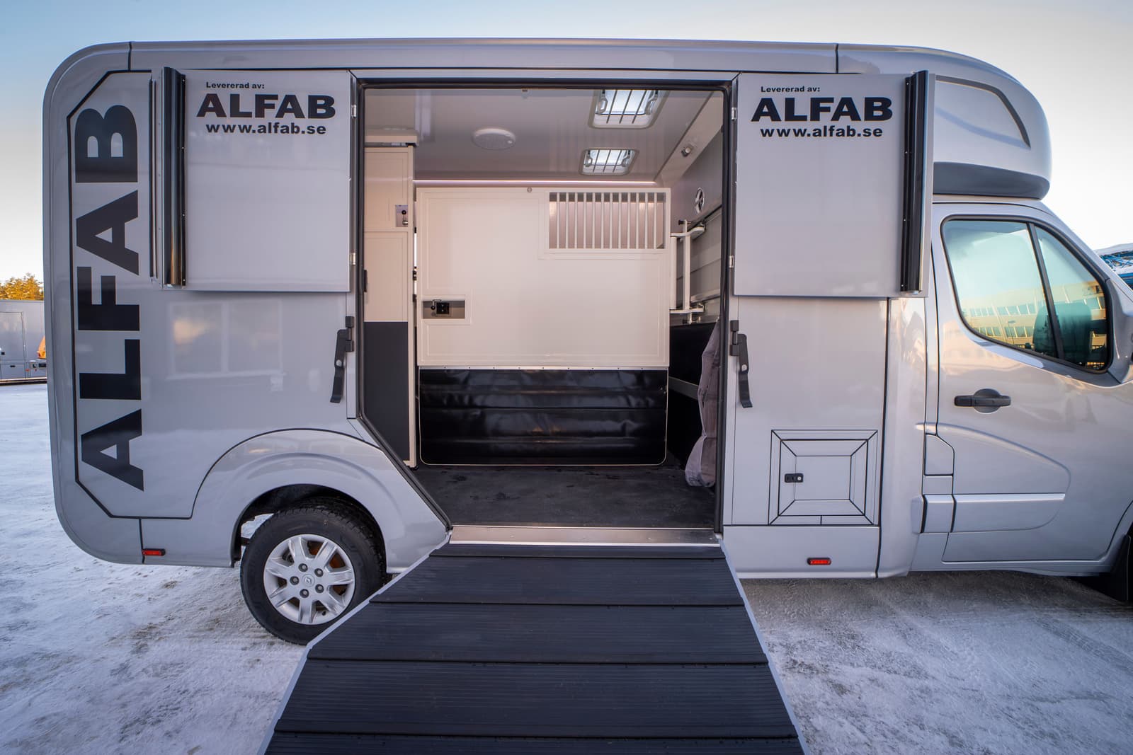Alfab ALFAB EVO 5-sits stuterimodell hästlastbil
